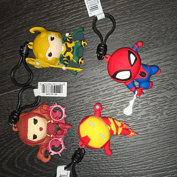 Marvel | Toys | Marvel Collectors Bag Clip 4 Count | Poshmark